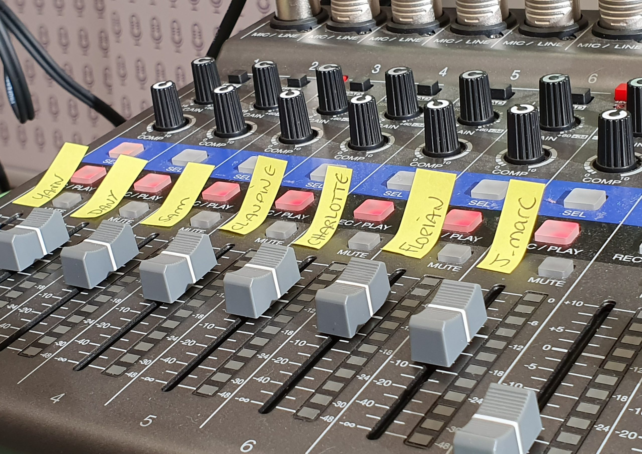 Notre équipe - Buzz Radio | NRJ Nouvelle Calédonie